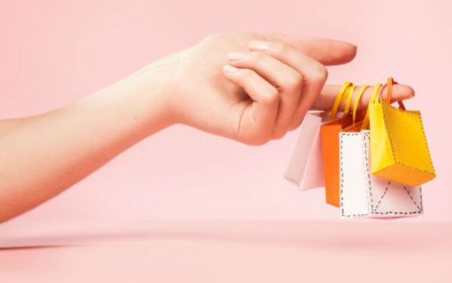 ¿En qué gastan más las mujeres? - Primera Vuelta Noticias