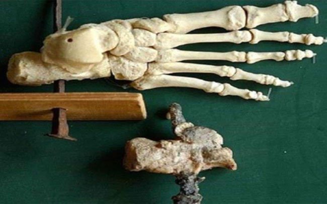 Arqueólogos confirman el segundo esqueleto crucificado en la historia